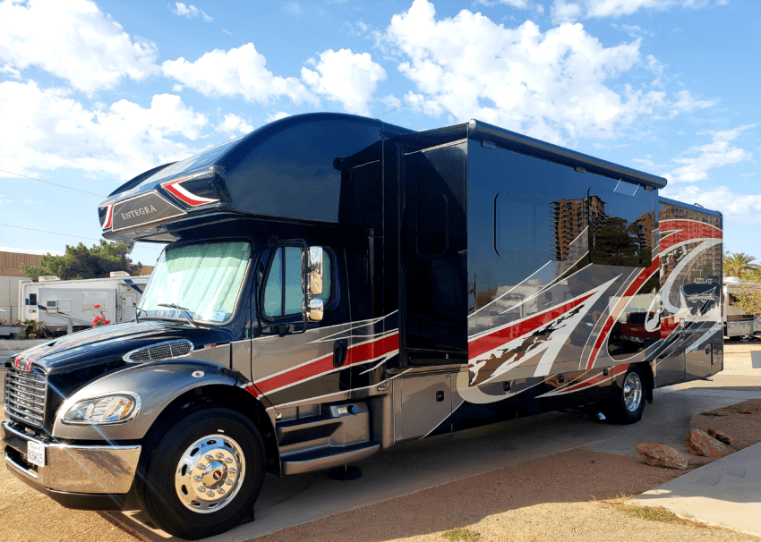 What is a Super Class C RV? - Sage Around the World
